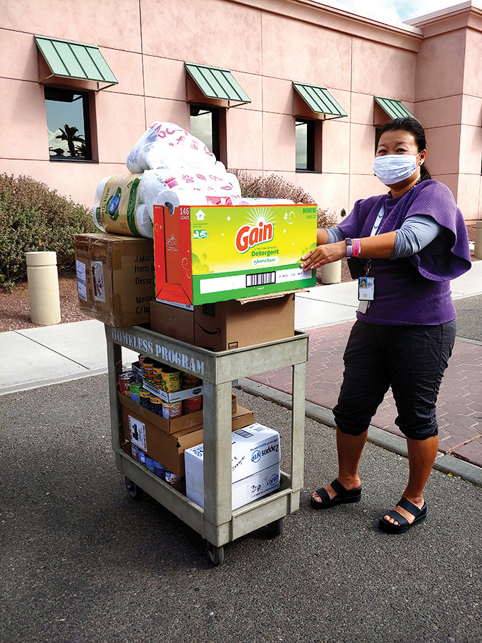 Canned Goods Drive a Smashing Success – QuailCreekCrossing.com